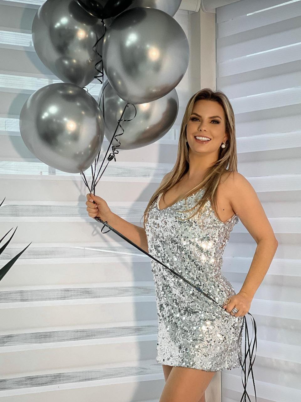 É o dia de Elizandra Brescovit | Agora Guarapuava